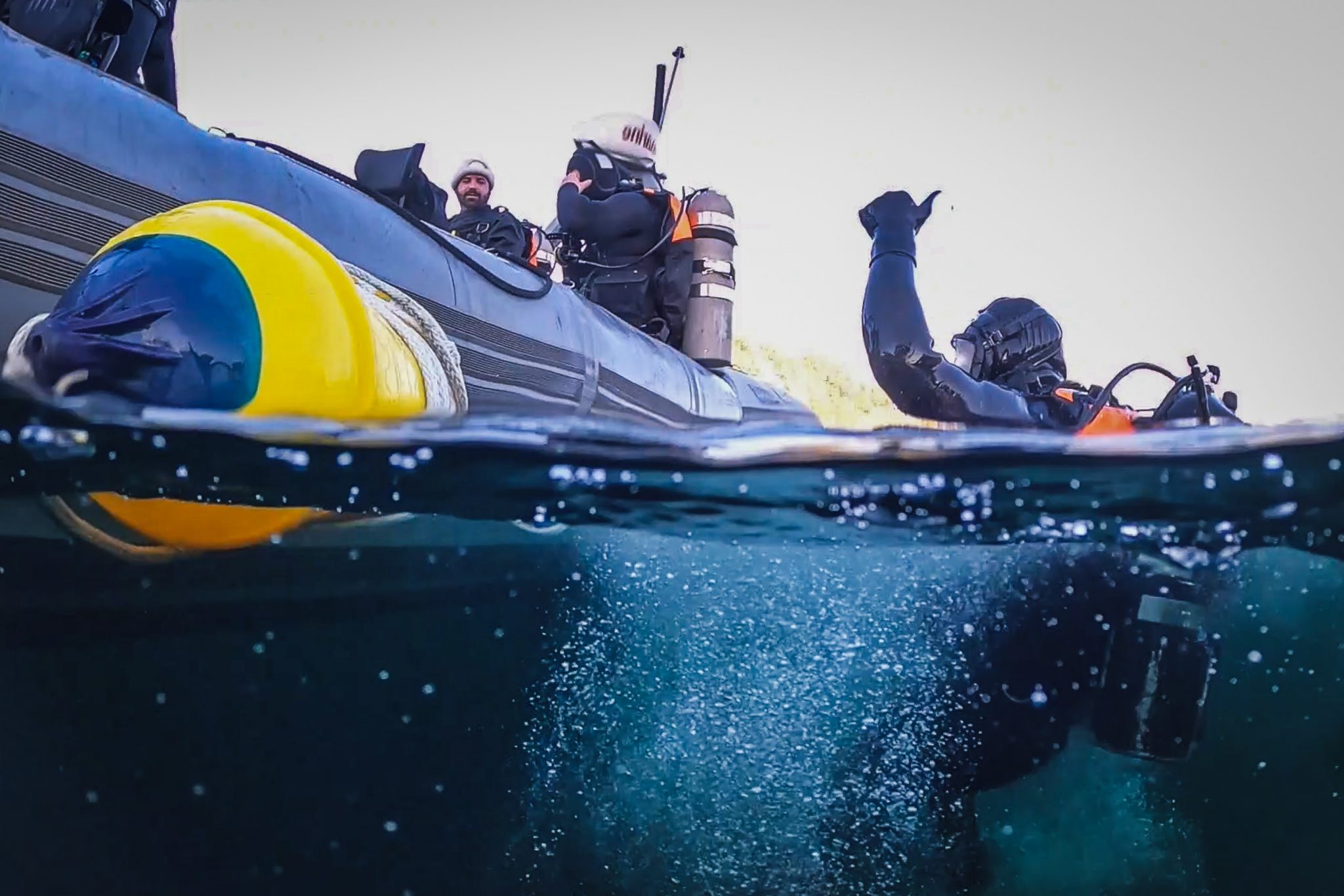 Shared experiences connect Navy ship’s divers across generations ...