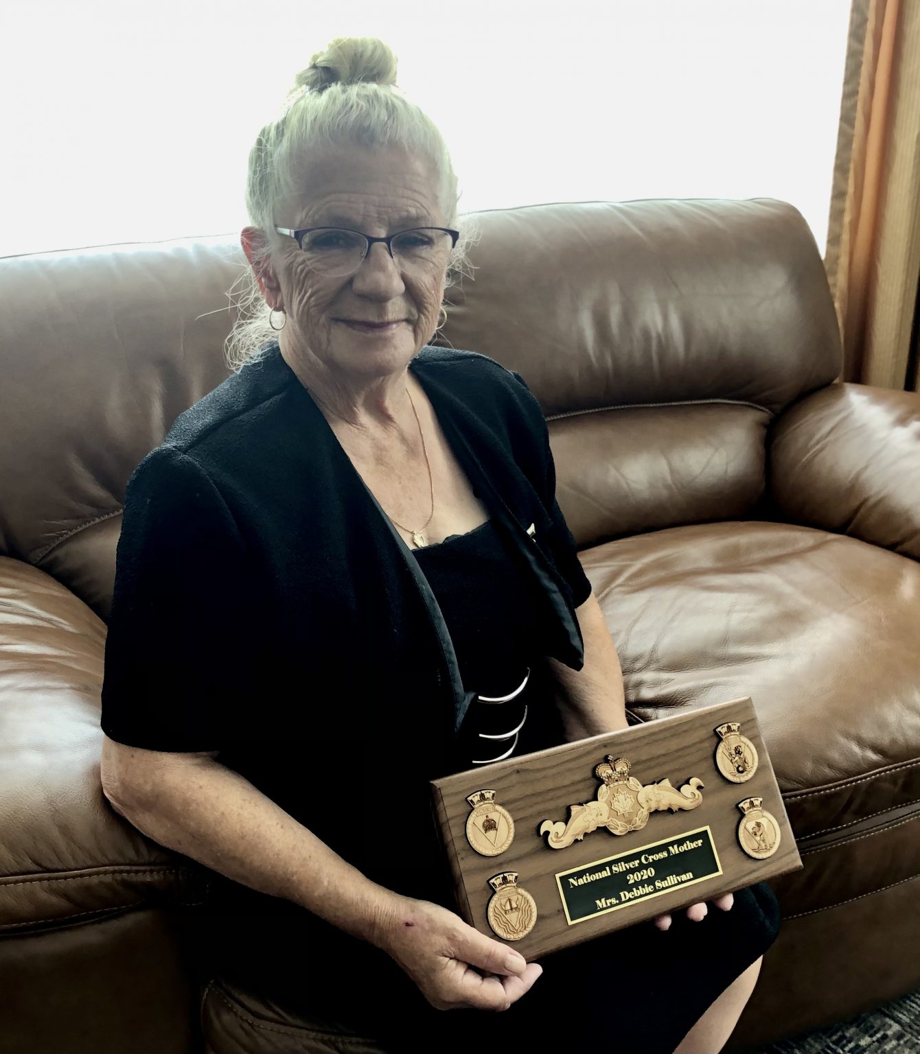 National Silver Cross Mother remembers fallen son during MARLANT visit ...