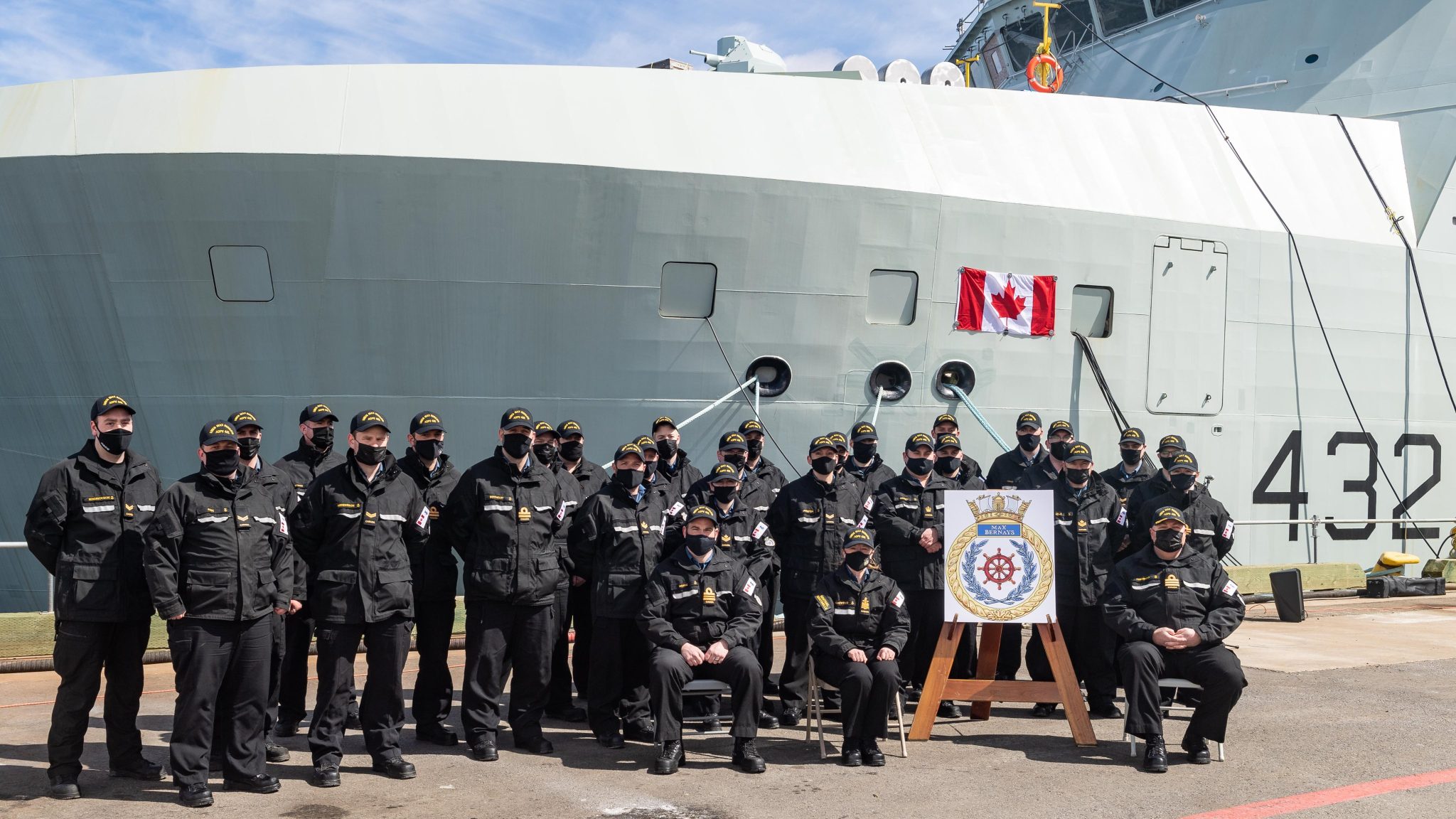 Future HMCS Max Bernays badge unveiled | Trident Newspaper