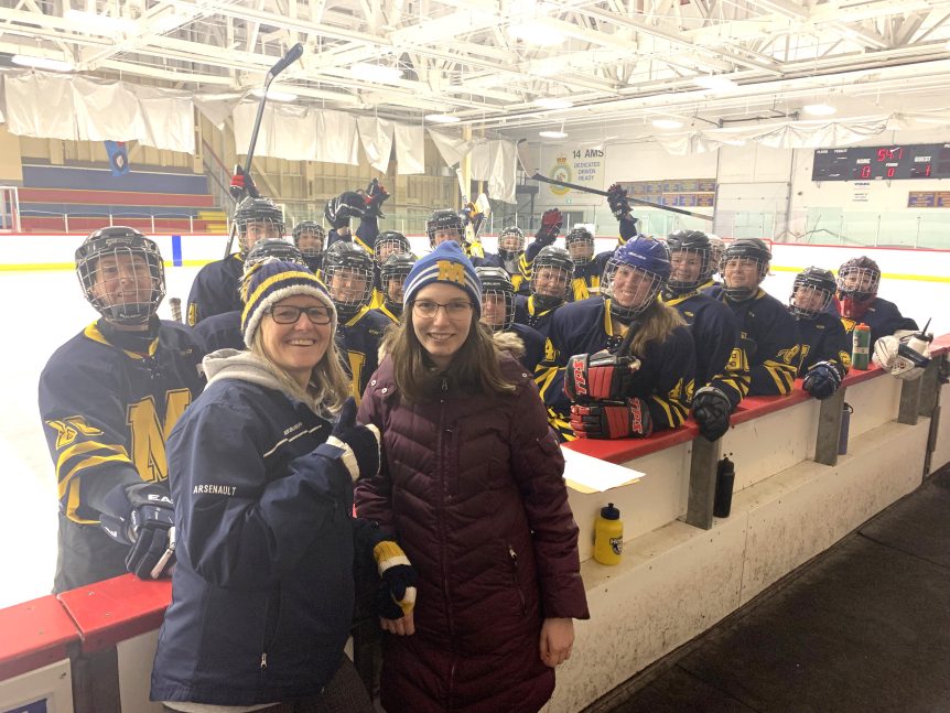 Mariners players past and present team up on the bench | Trident Newspaper