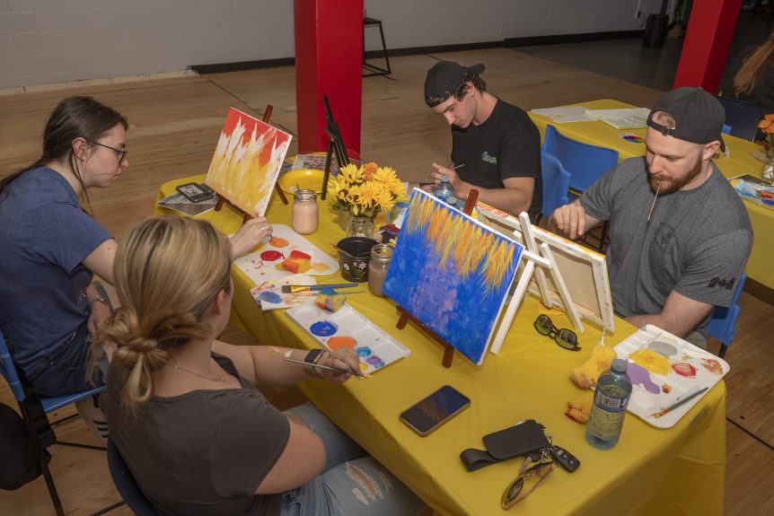 12 Wing Shearwater shows its artistic side | Trident Newspaper