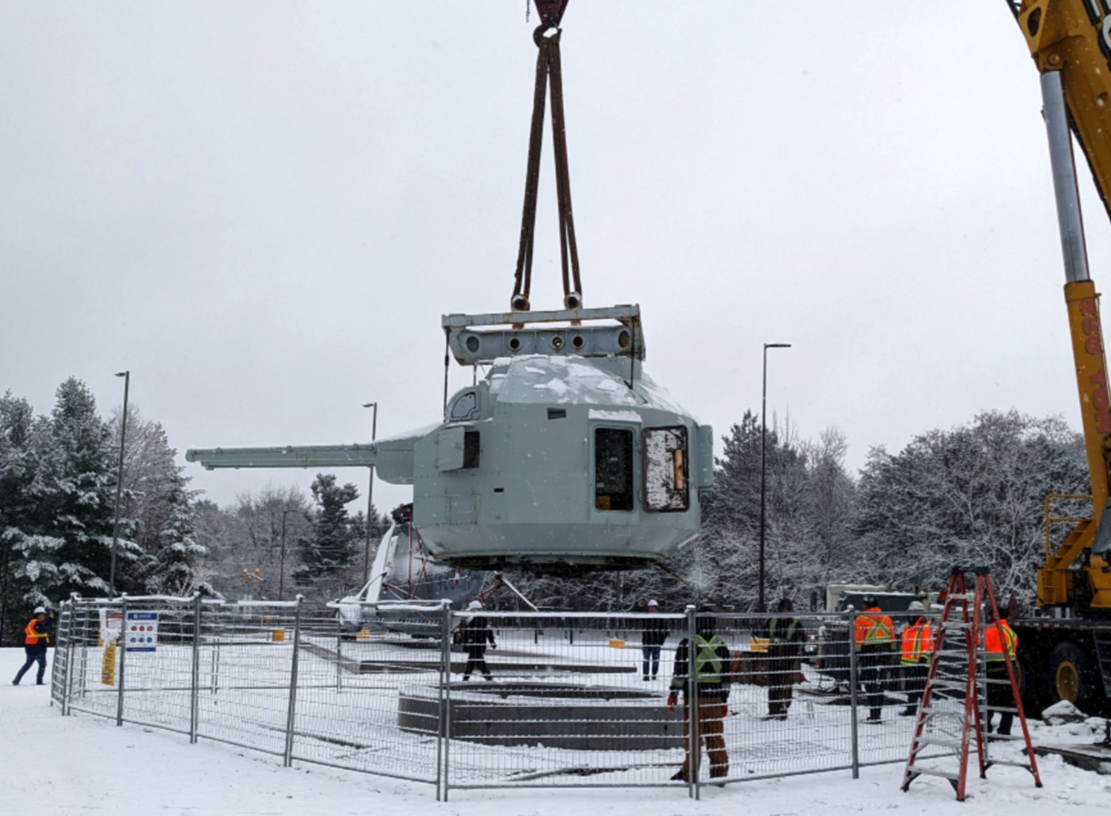 FMF Cape Scott helps restore historic gun for NDHQ Carling | Trident ...
