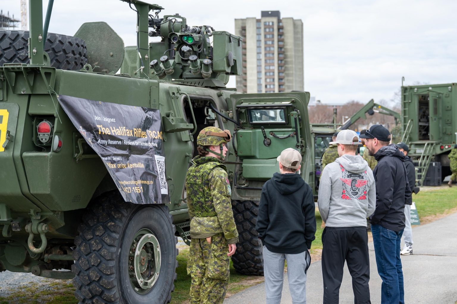 Army Reserve job fair highlights “fantastic employment opportunities ...