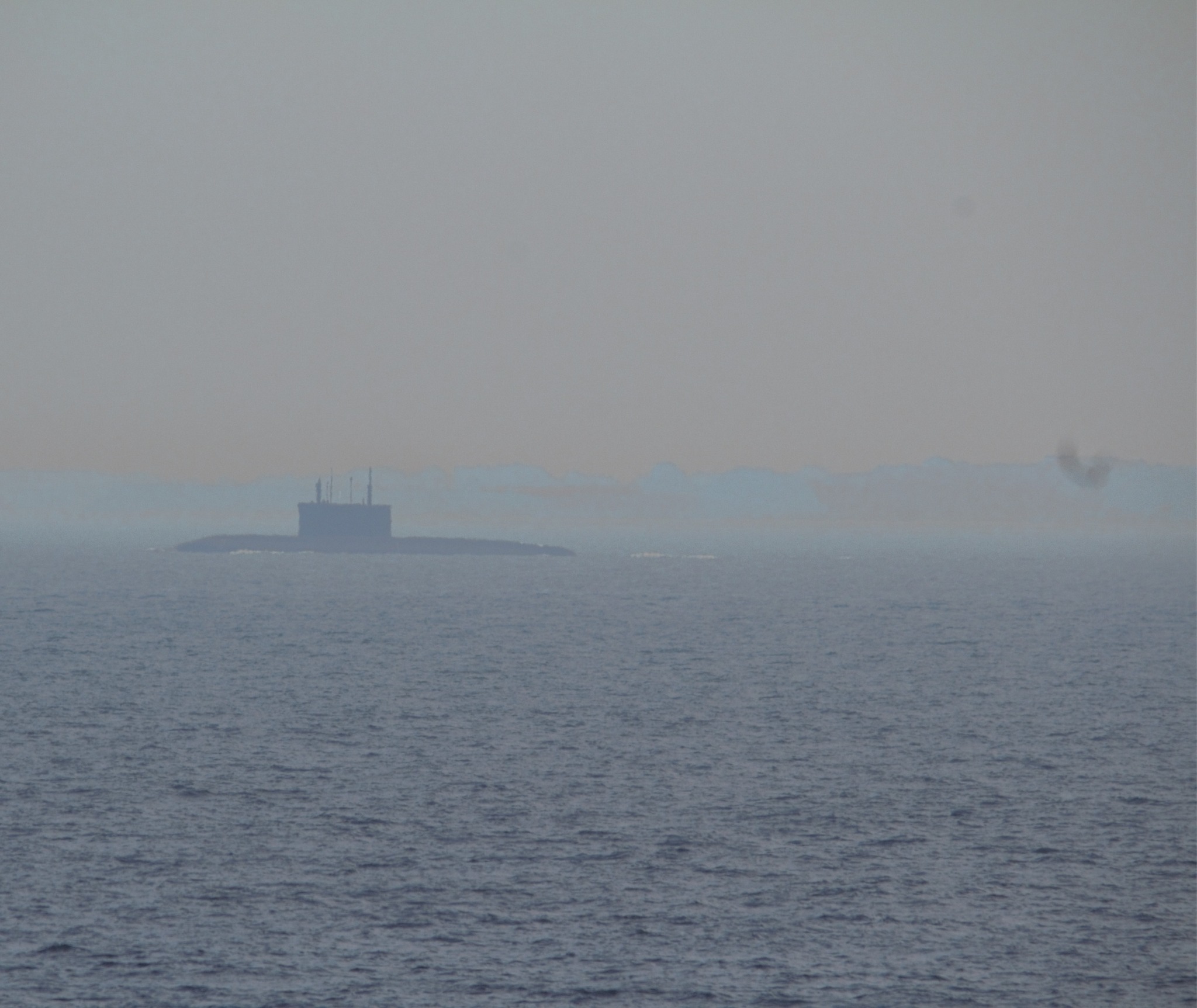 HMCS Shawinigan, HMCS Charlottetown and NATO Allies monitor Russian ...