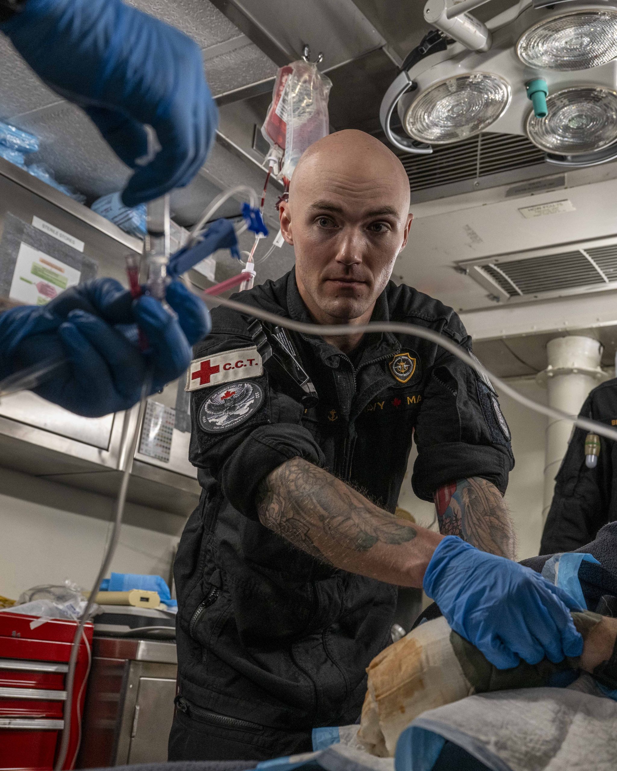 HMCS Ville de Québec pioneers Massive Blood Transfusion training ...